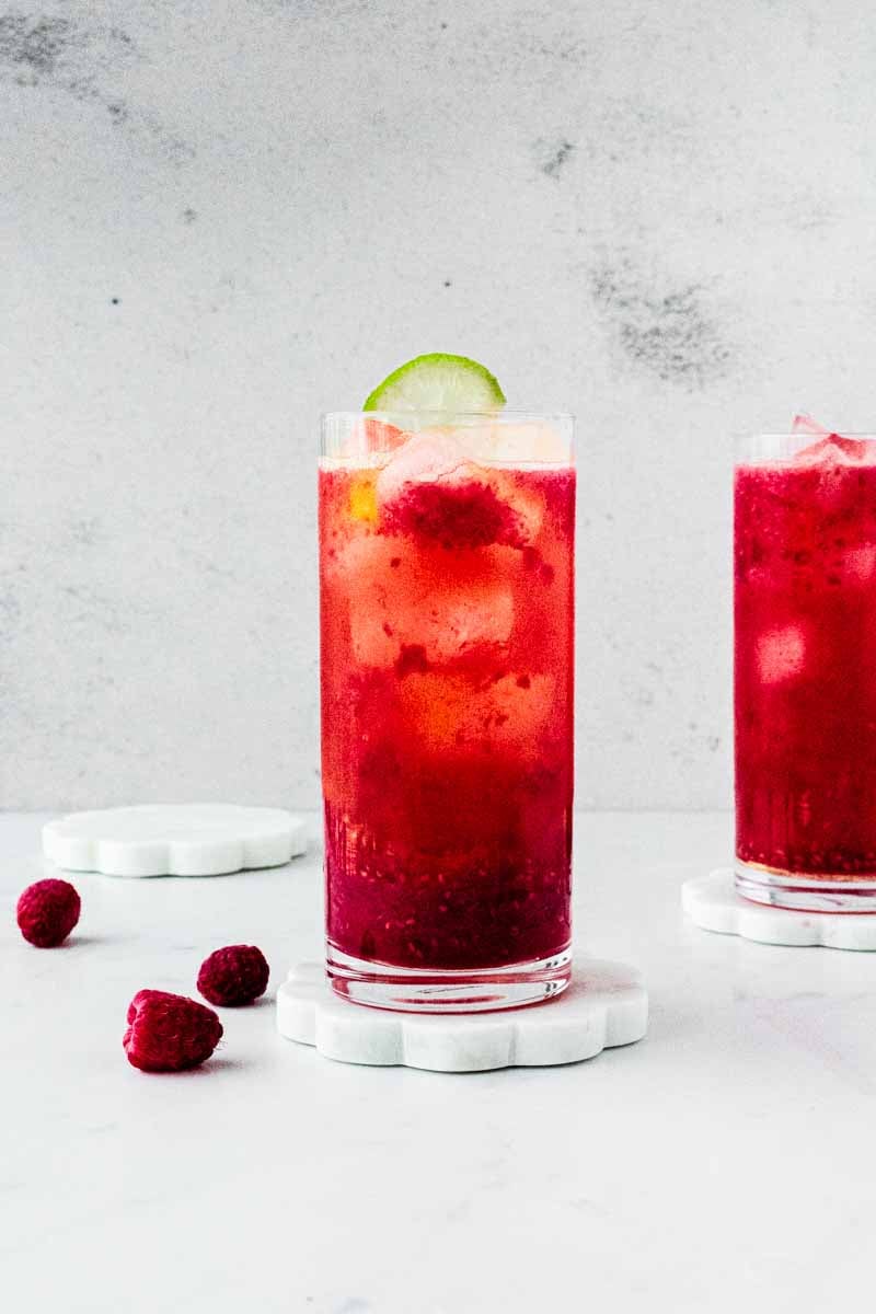 Raspberry Fizz Mocktail