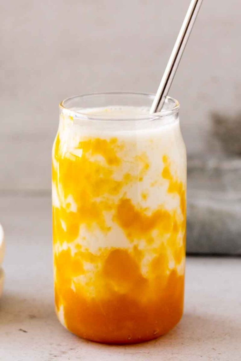 Mango Milkshake With Coconut Ice Cream